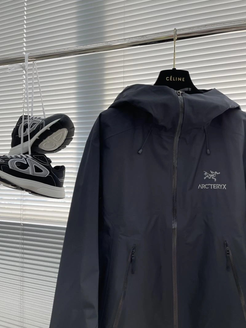 High fidelity Arcteryx Outwear