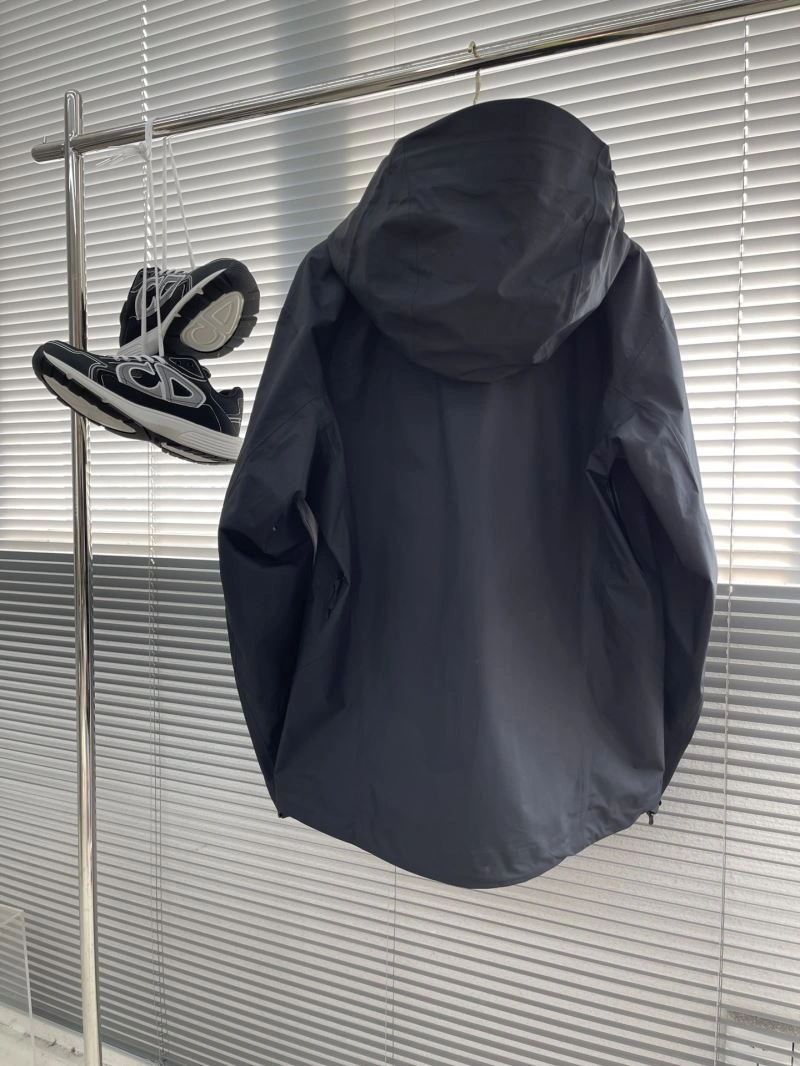 High fidelity Arcteryx Outwear