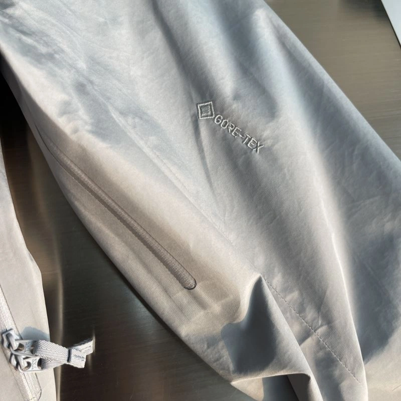 Exact replica Arcteryx Outwear