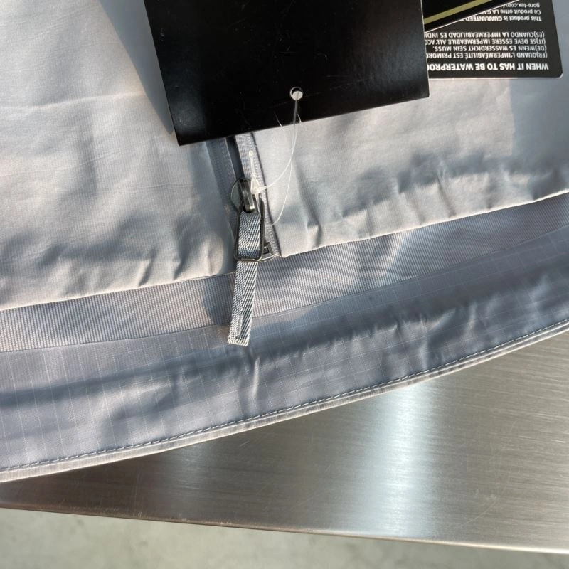 Exact replica Arcteryx Outwear