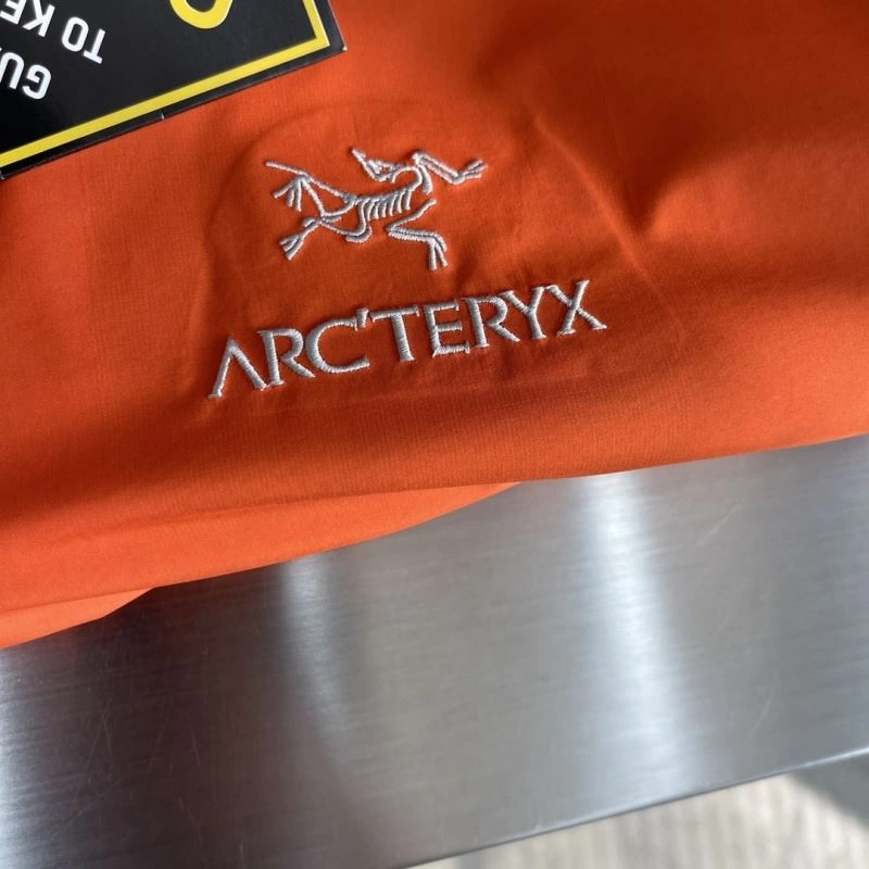Brand-authenticated Arcteryx Outwear