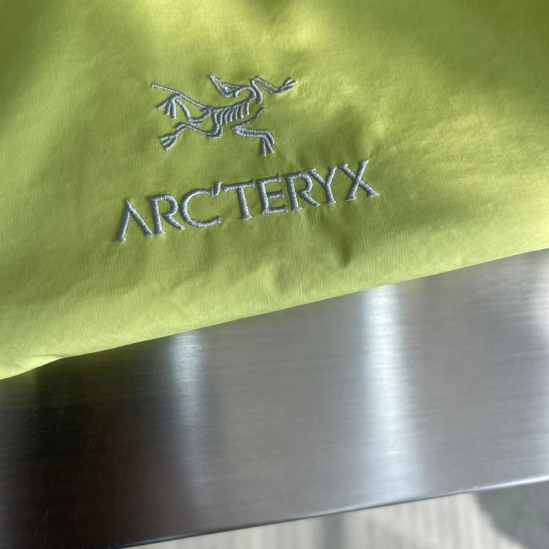 Bargain Arcteryx Outwear