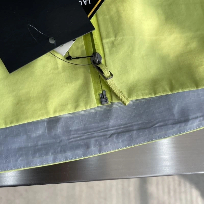 Bargain Arcteryx Outwear