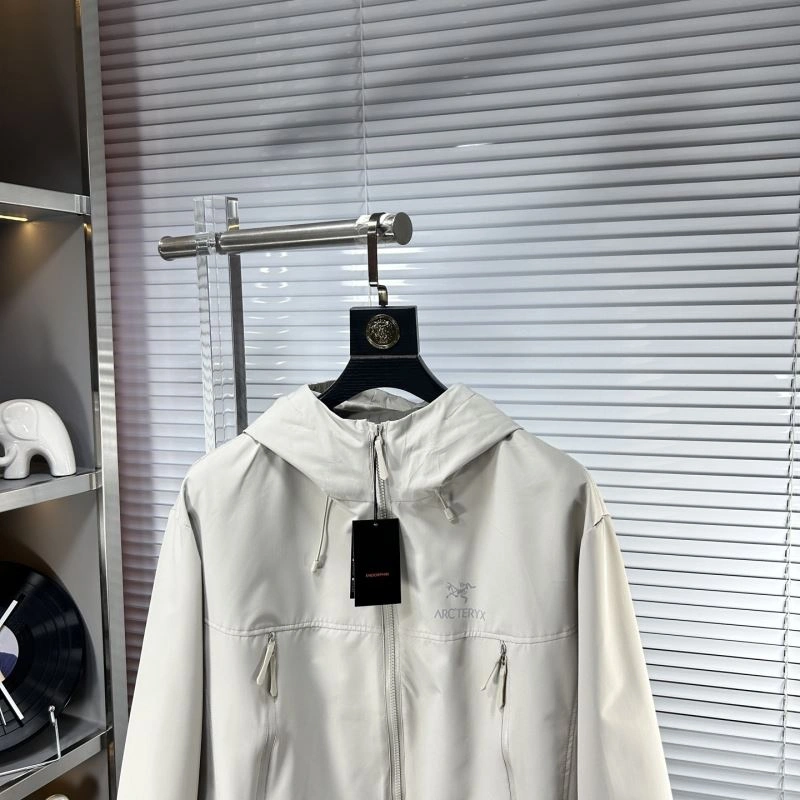 Legit Arcteryx Outwear