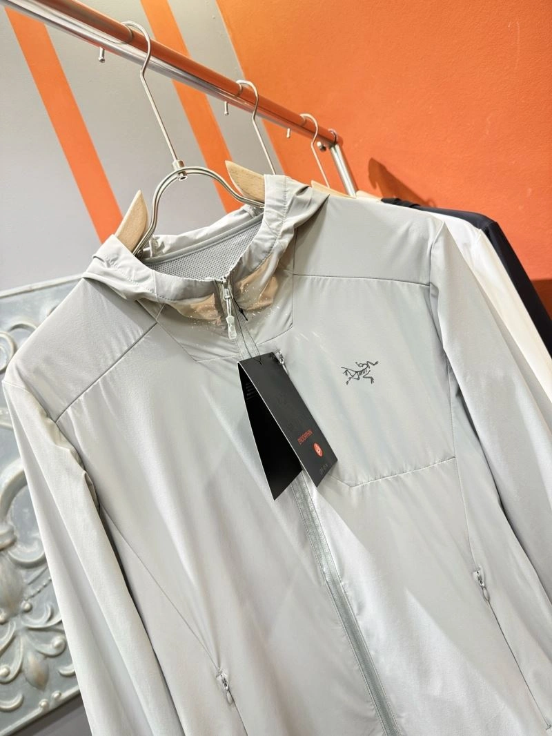 Precise copy Arcteryx Outwear