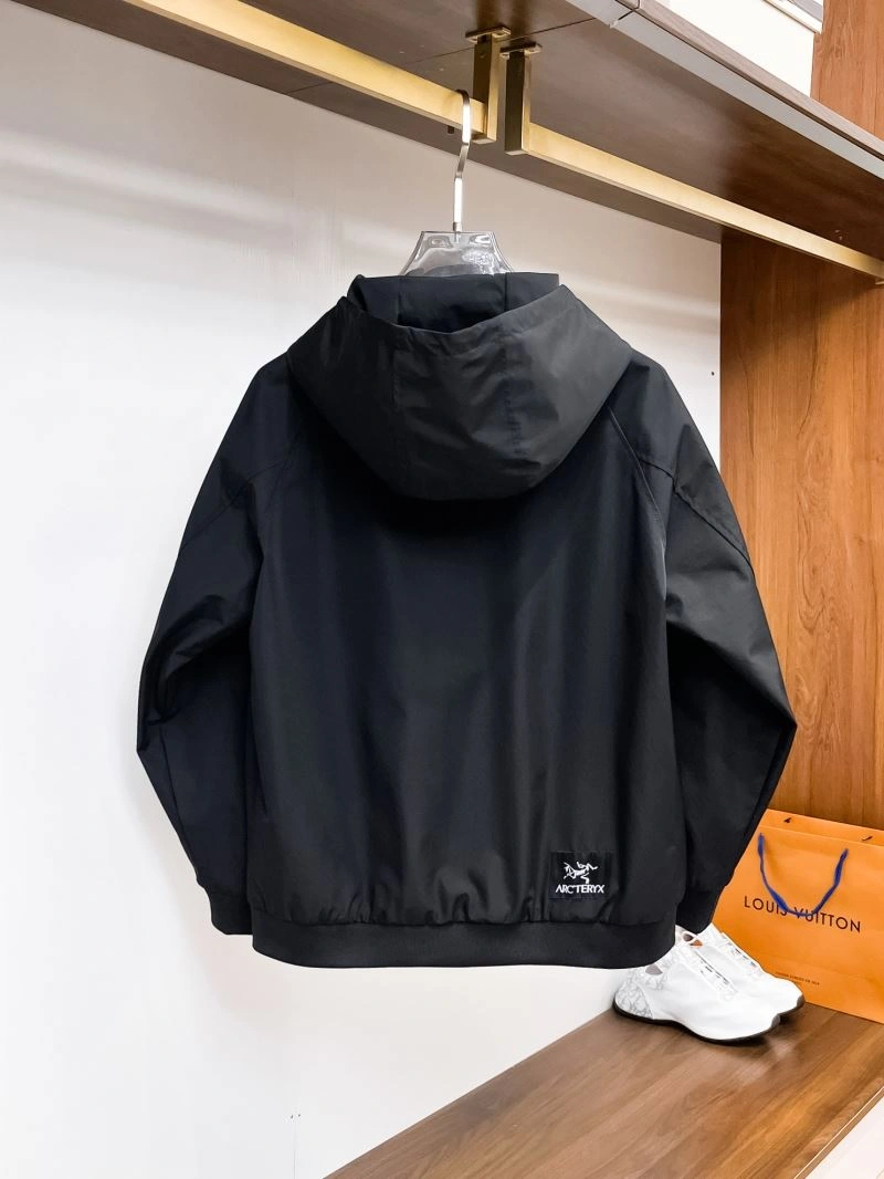 Accurate model Arcteryx Outwear