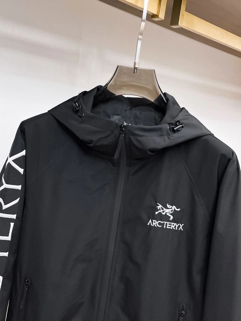 Accurate model Arcteryx Outwear