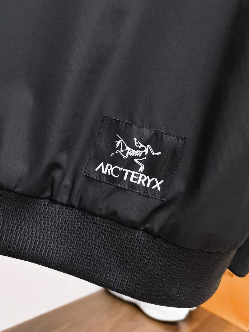 Accurate model Arcteryx Outwear