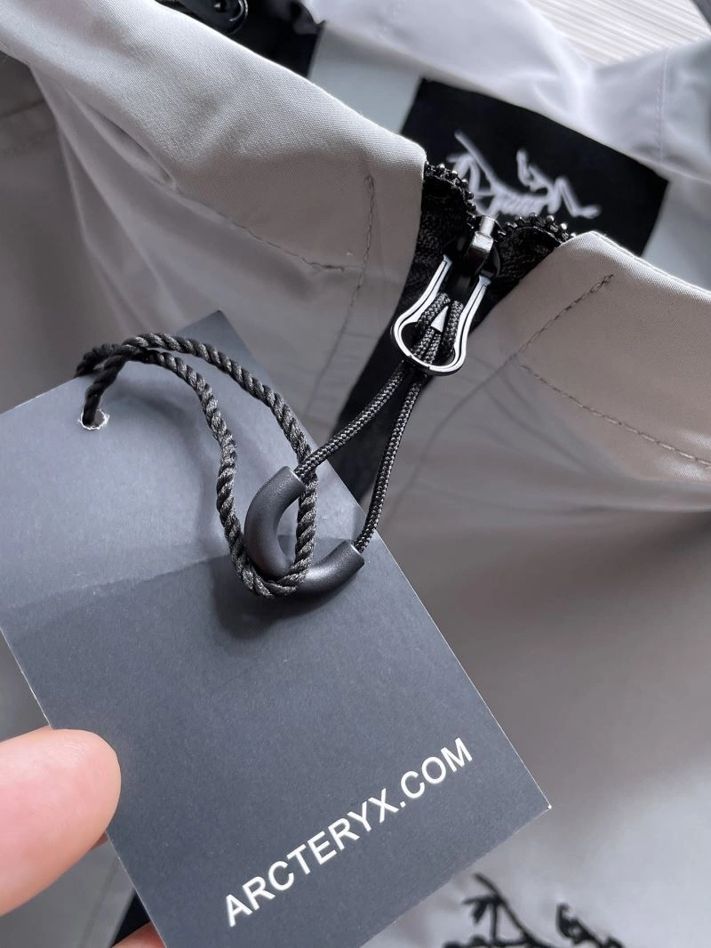 Exact replica Arcteryx Outwear