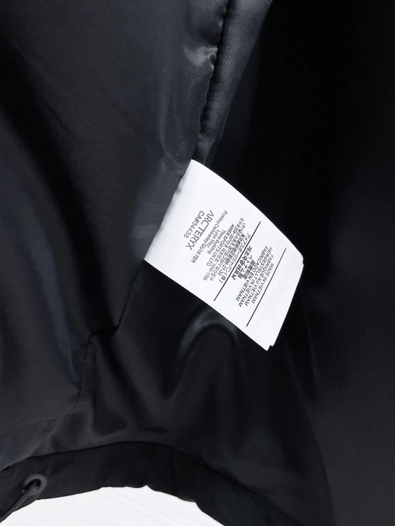 Brand-authenticated Arcteryx Outwear