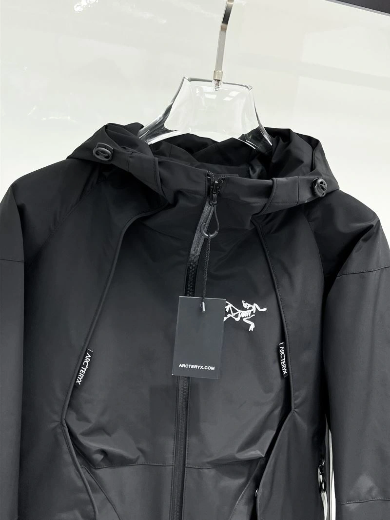 Bargain Arcteryx Outwear