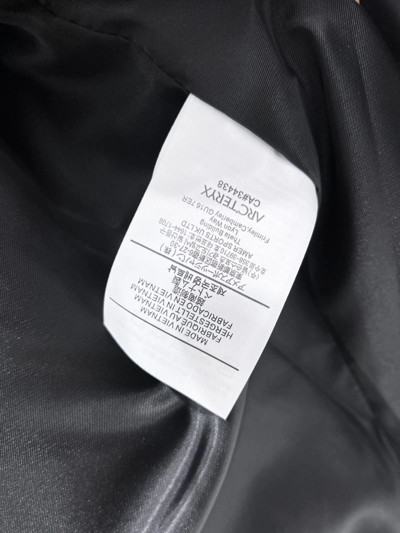 Brand-authenticated Arcteryx Outwear