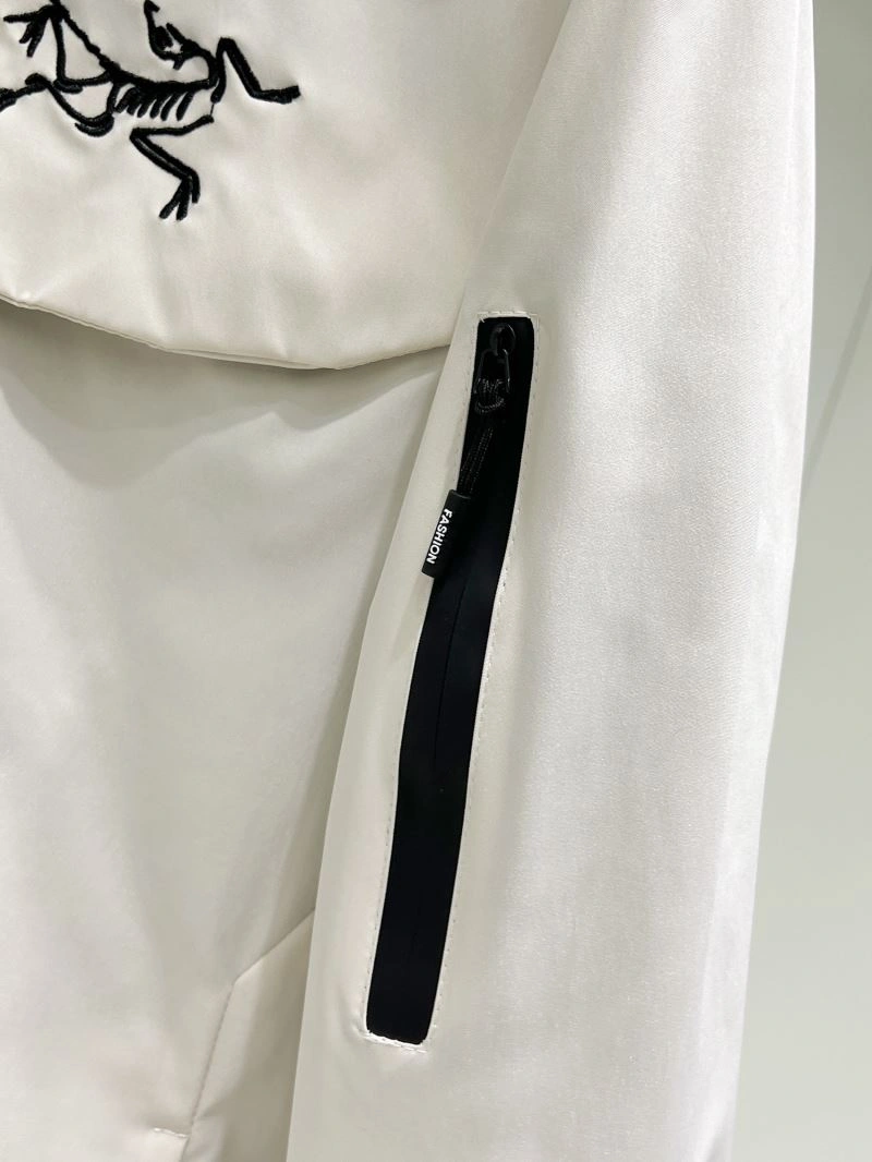 Brand-original Arcteryx Outwear