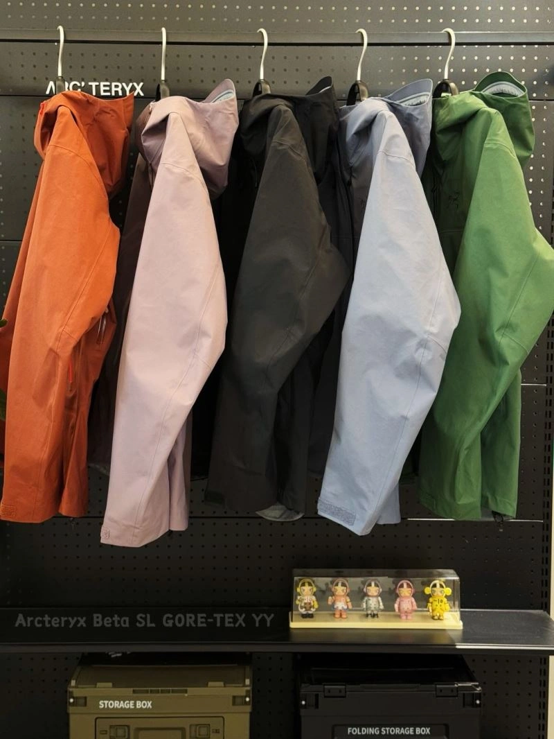 Authentic Arcteryx Outwear