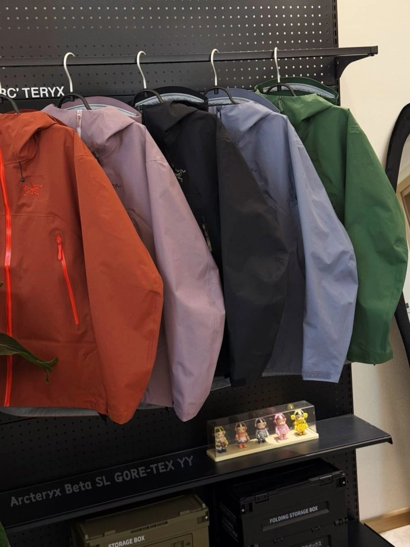 Authentic Arcteryx Outwear