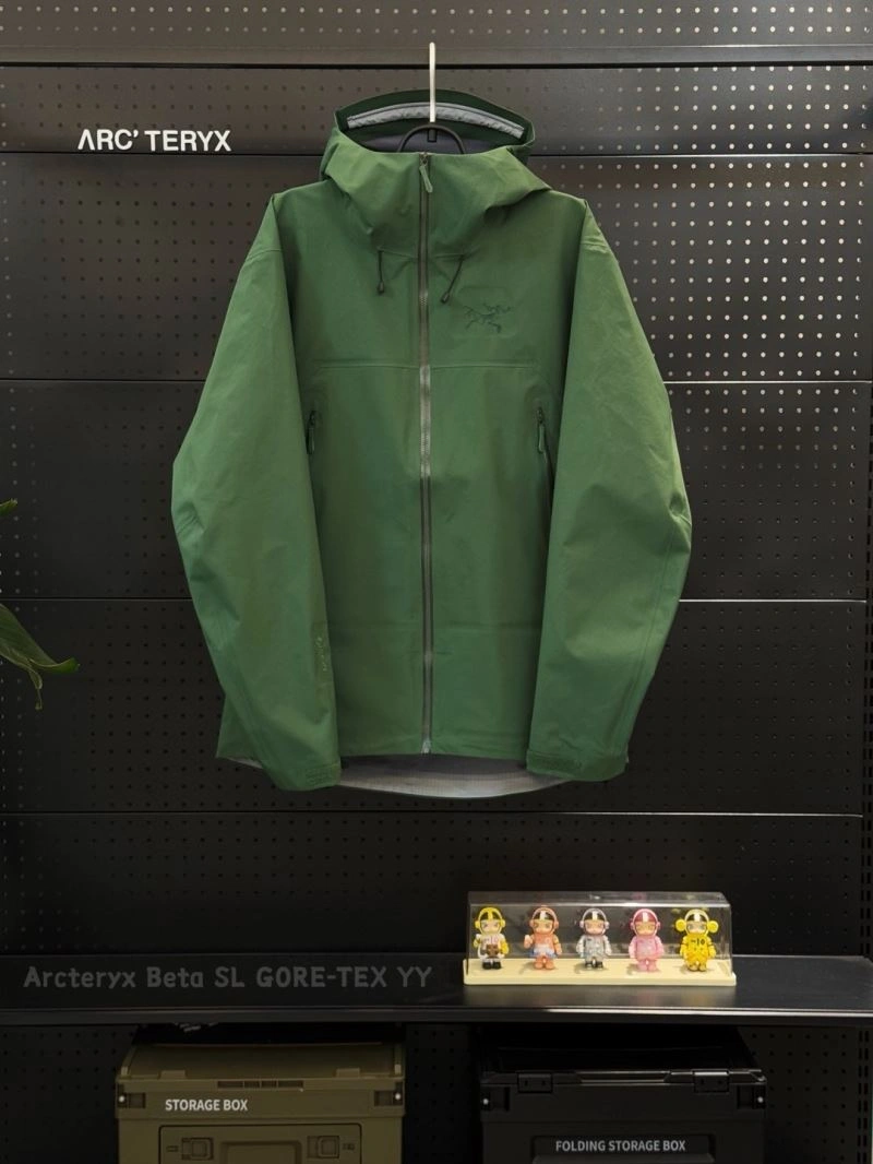 Authentic Arcteryx Outwear