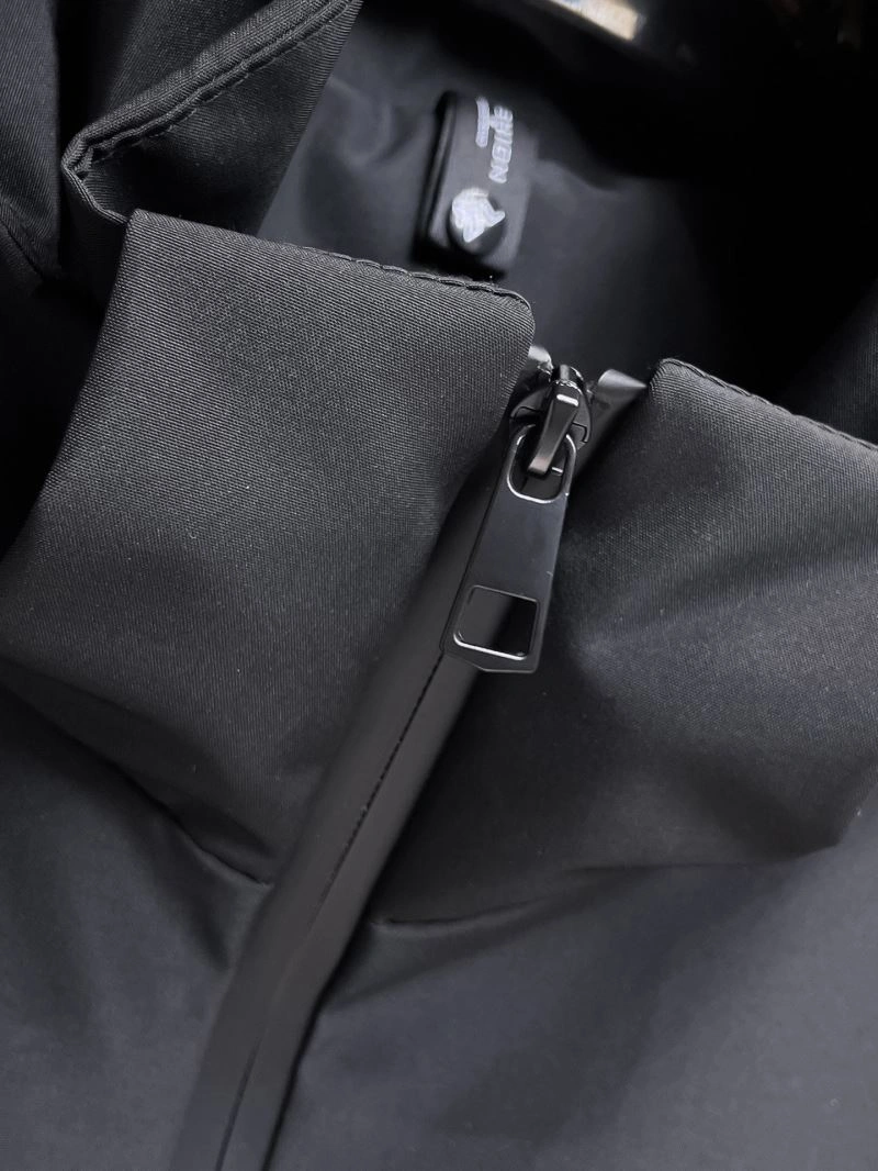 Exact replica Arcteryx Outwear