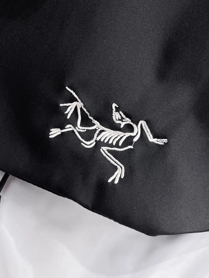 Exact replica Arcteryx Outwear