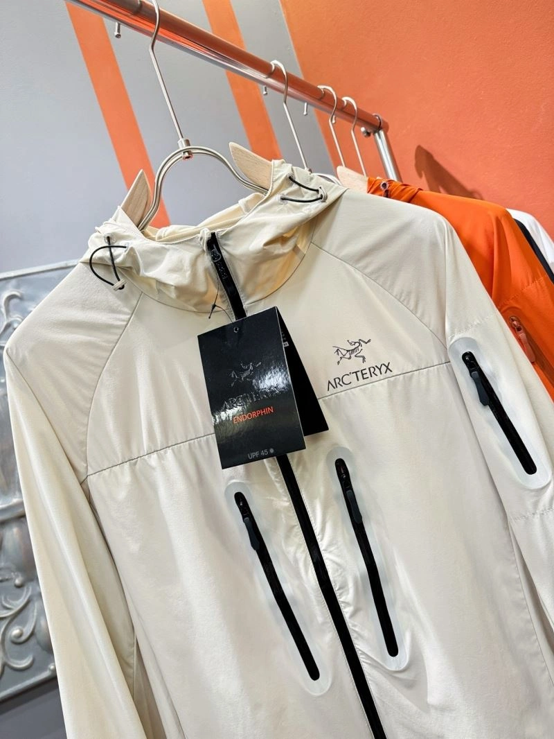 Precise copy Arcteryx Outwear