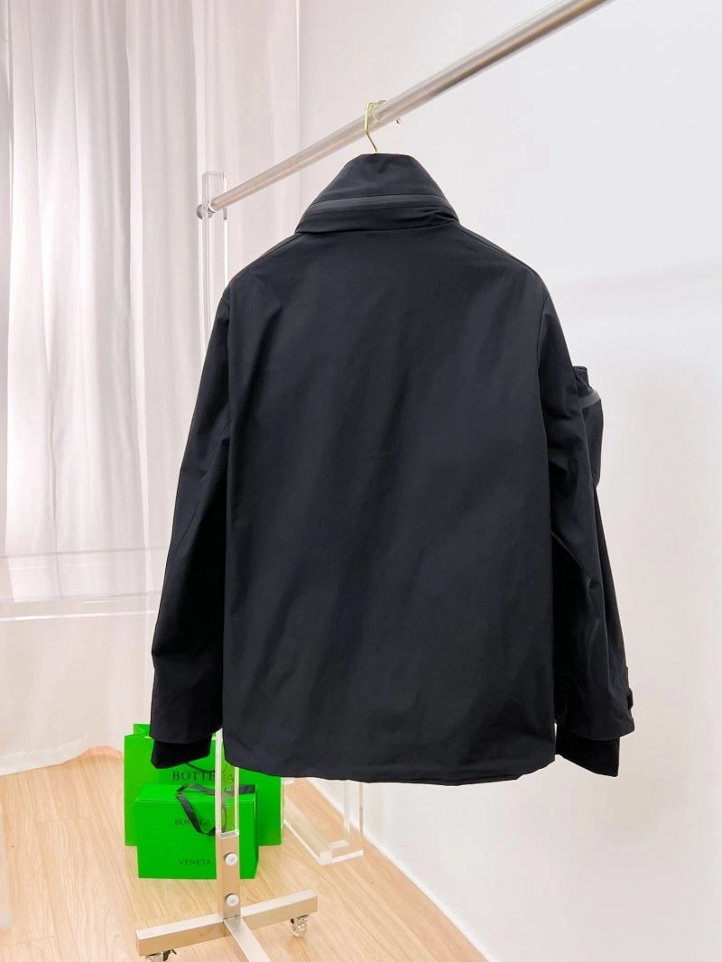 Exact replica Arcteryx Outwear