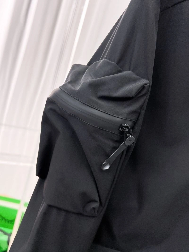 Exact replica Arcteryx Outwear