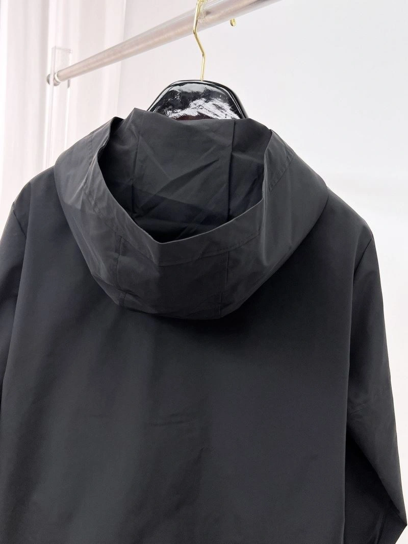 Brand-authenticated Arcteryx Outwear