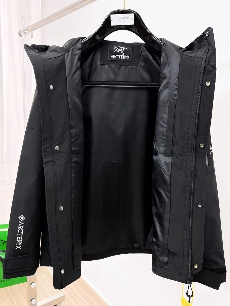 Brand-authenticated Arcteryx Outwear