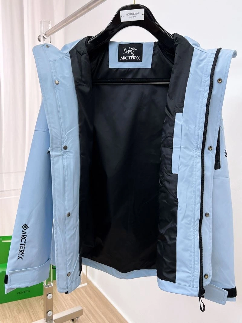 Brand-authenticated Arcteryx Outwear