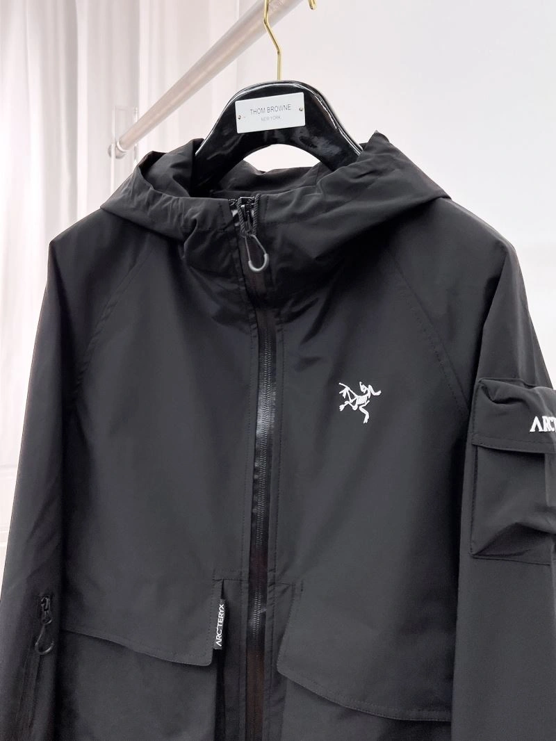Official Arcteryx Outwear