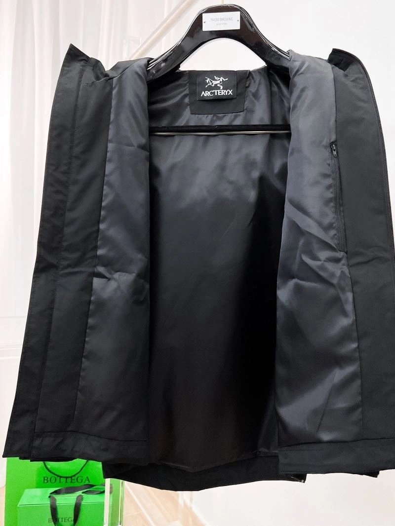 Official Arcteryx Outwear