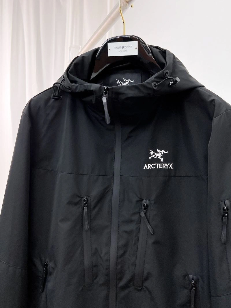 Official Arcteryx Outwear