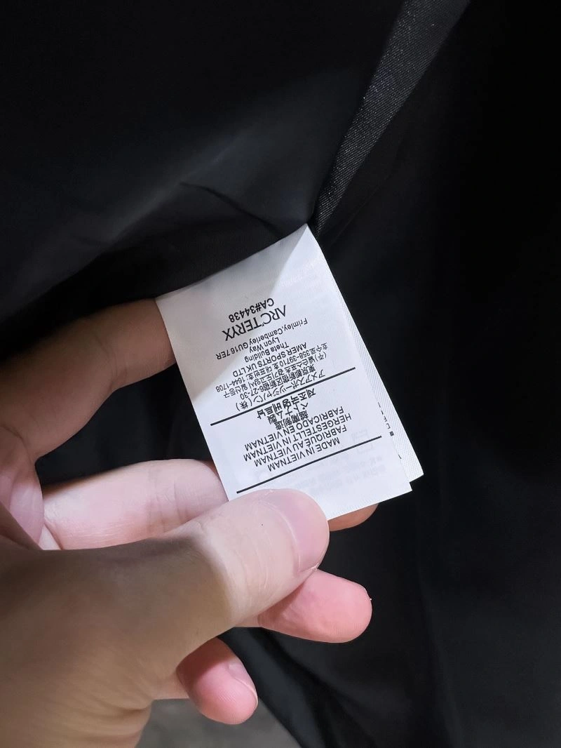 Bargain Arcteryx Outwear