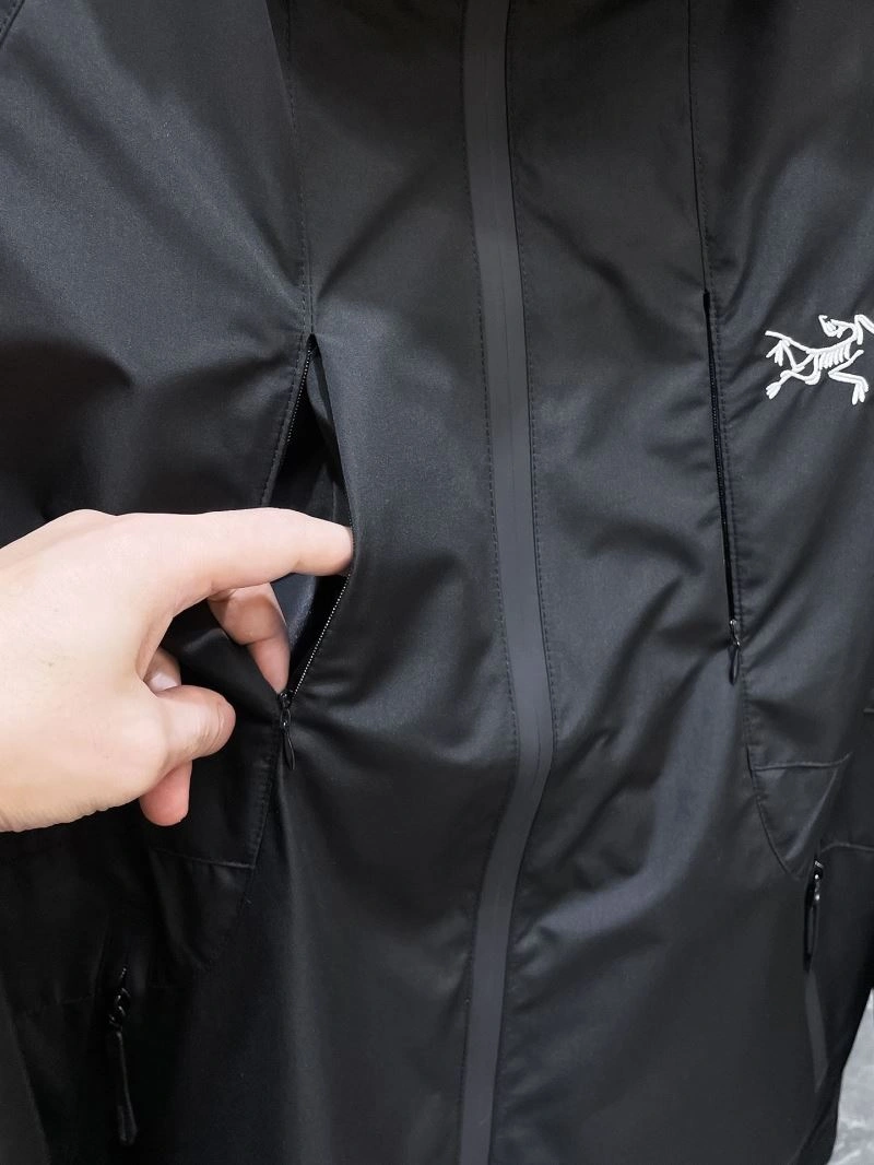 Bargain Arcteryx Outwear