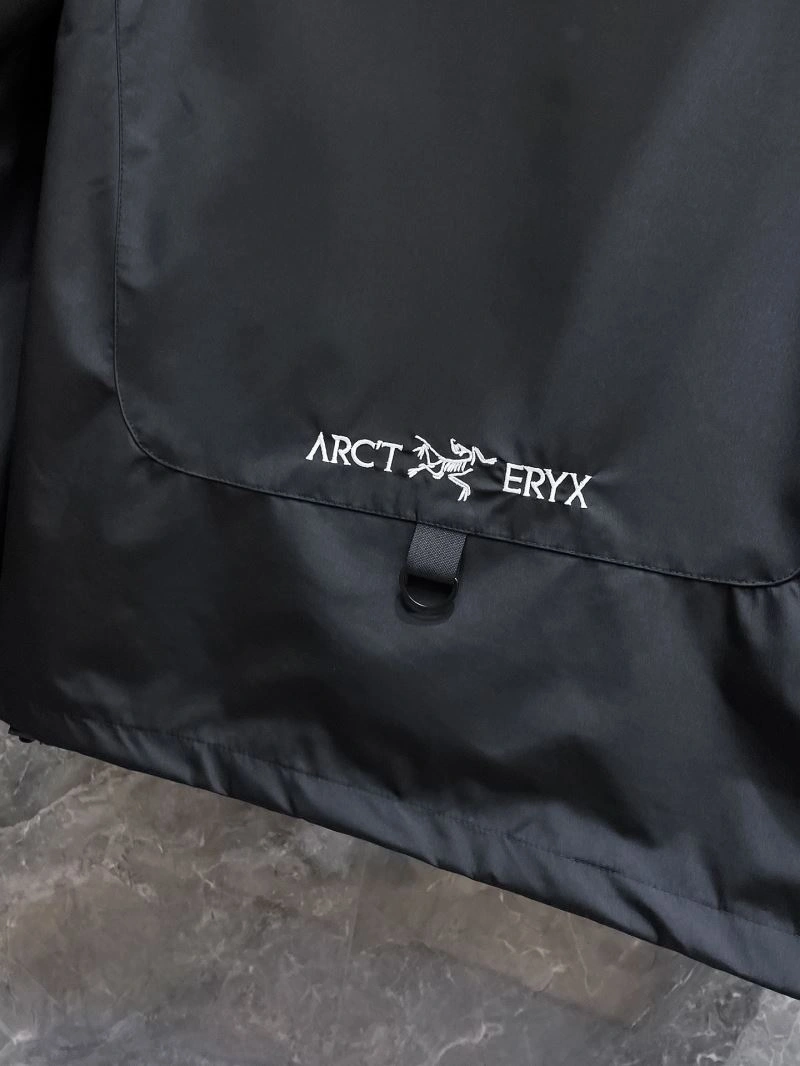Bargain Arcteryx Outwear