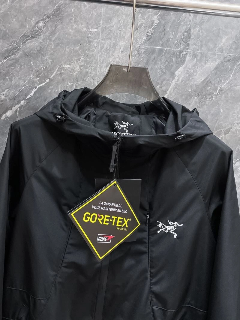 Bargain Arcteryx Outwear