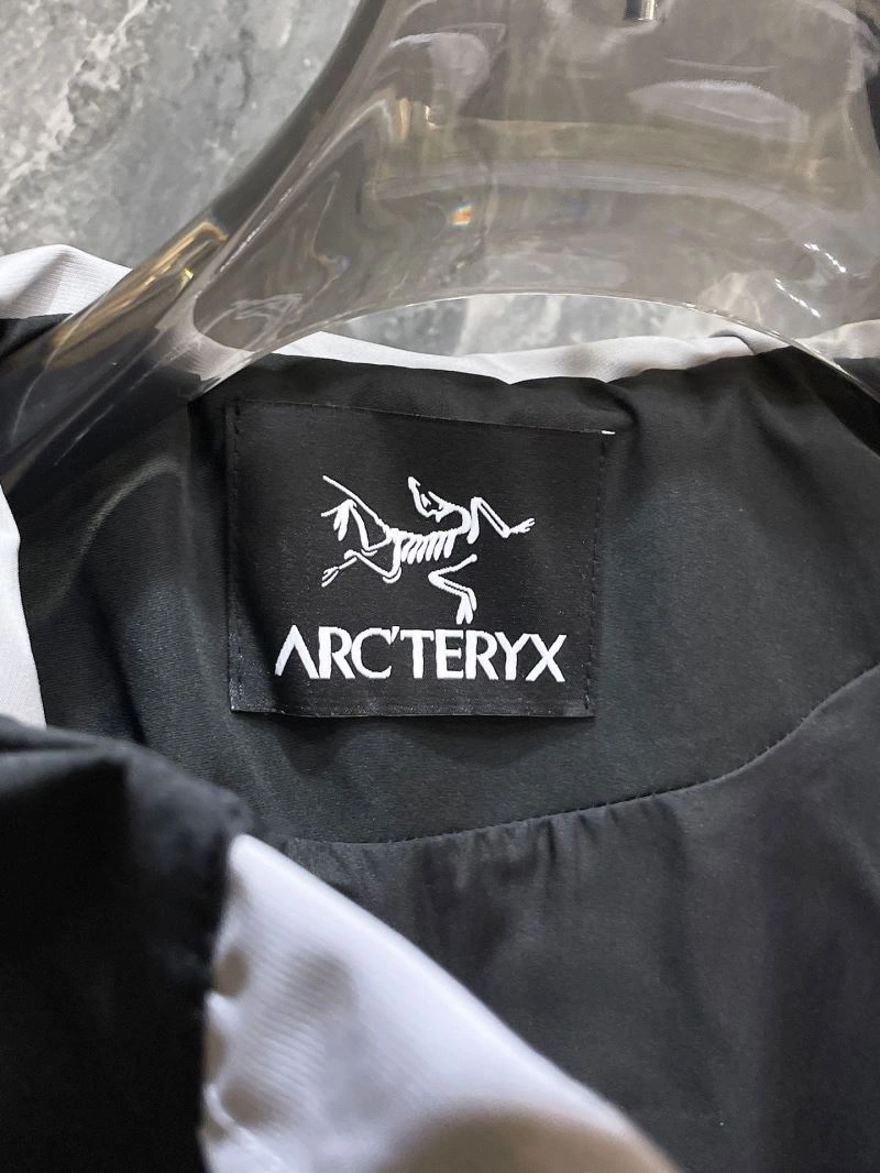 Indistinguishable Arcteryx Outwear