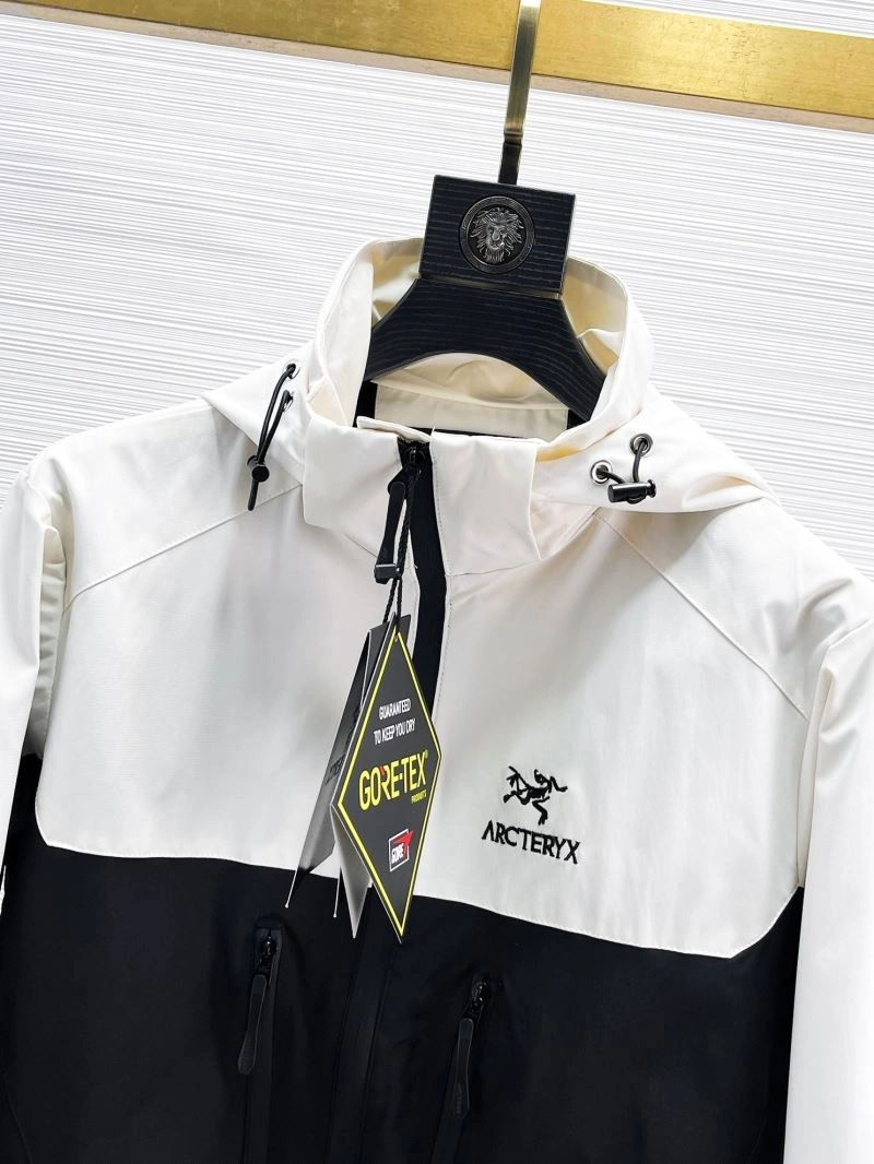 Bargain Arcteryx Outwear