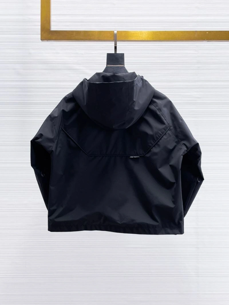 Low-cost Arcteryx Outwear
