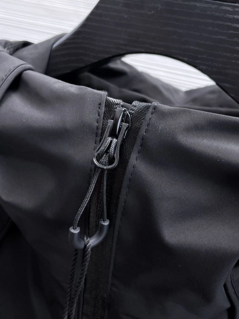 Low-cost Arcteryx Outwear