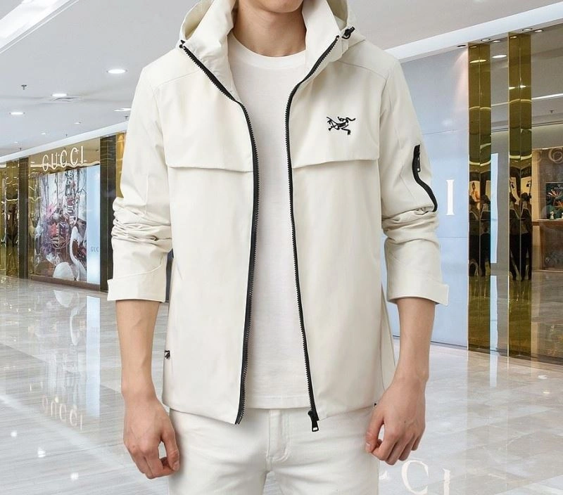 Brand-authenticated Arcteryx Outwear
