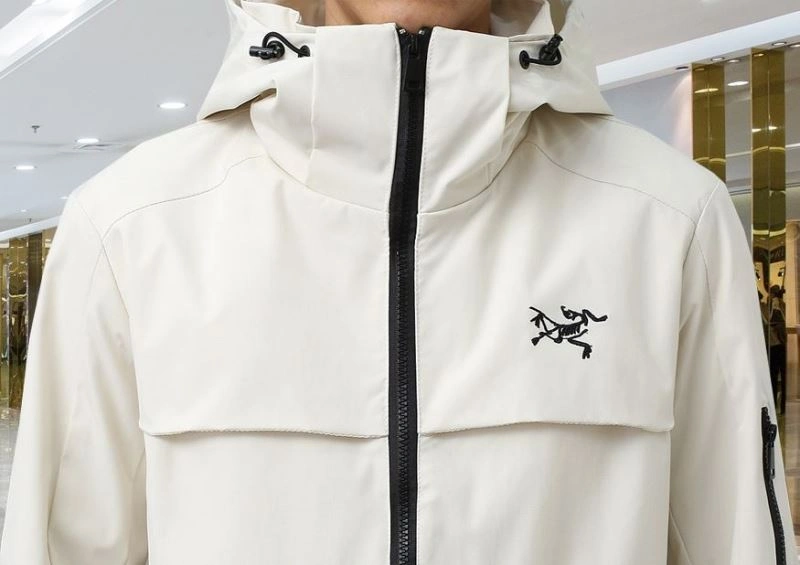 Brand-authenticated Arcteryx Outwear