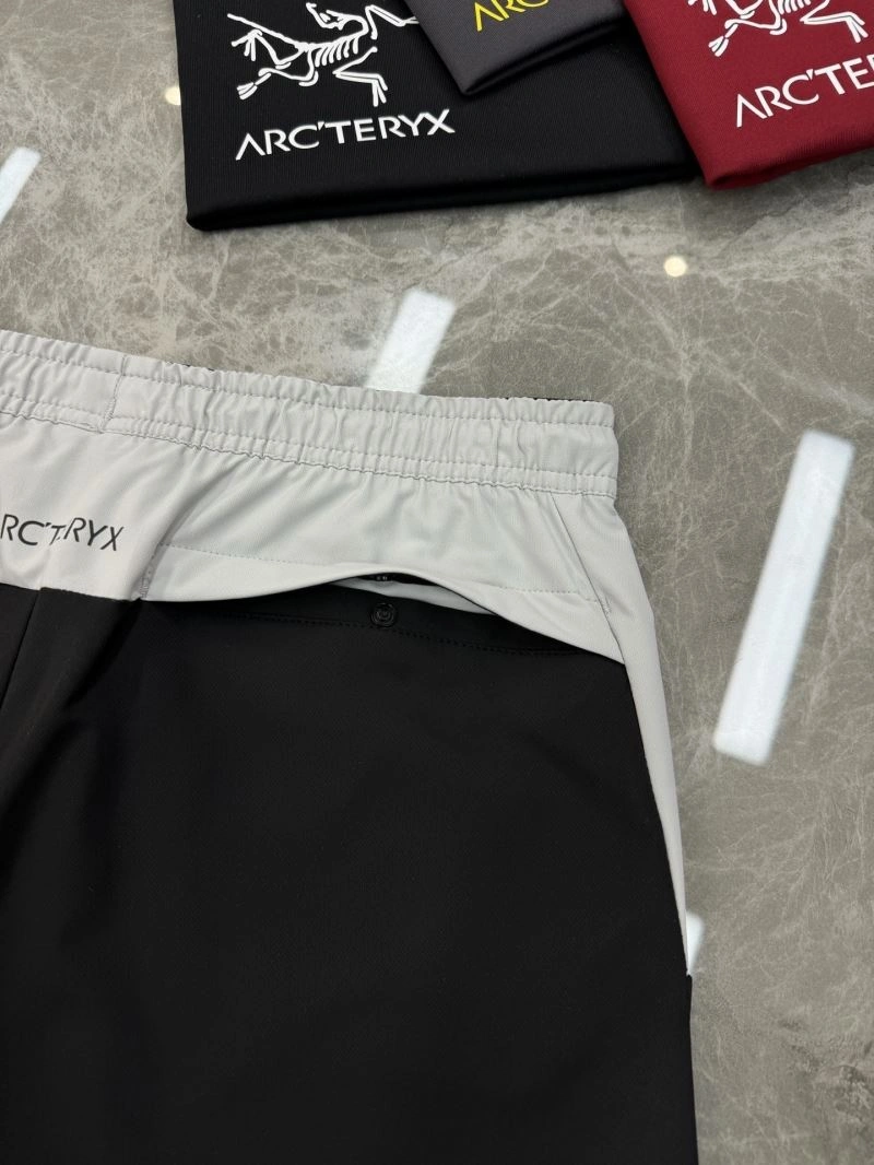 Brand-authenticated Arcteryx Short Pants
