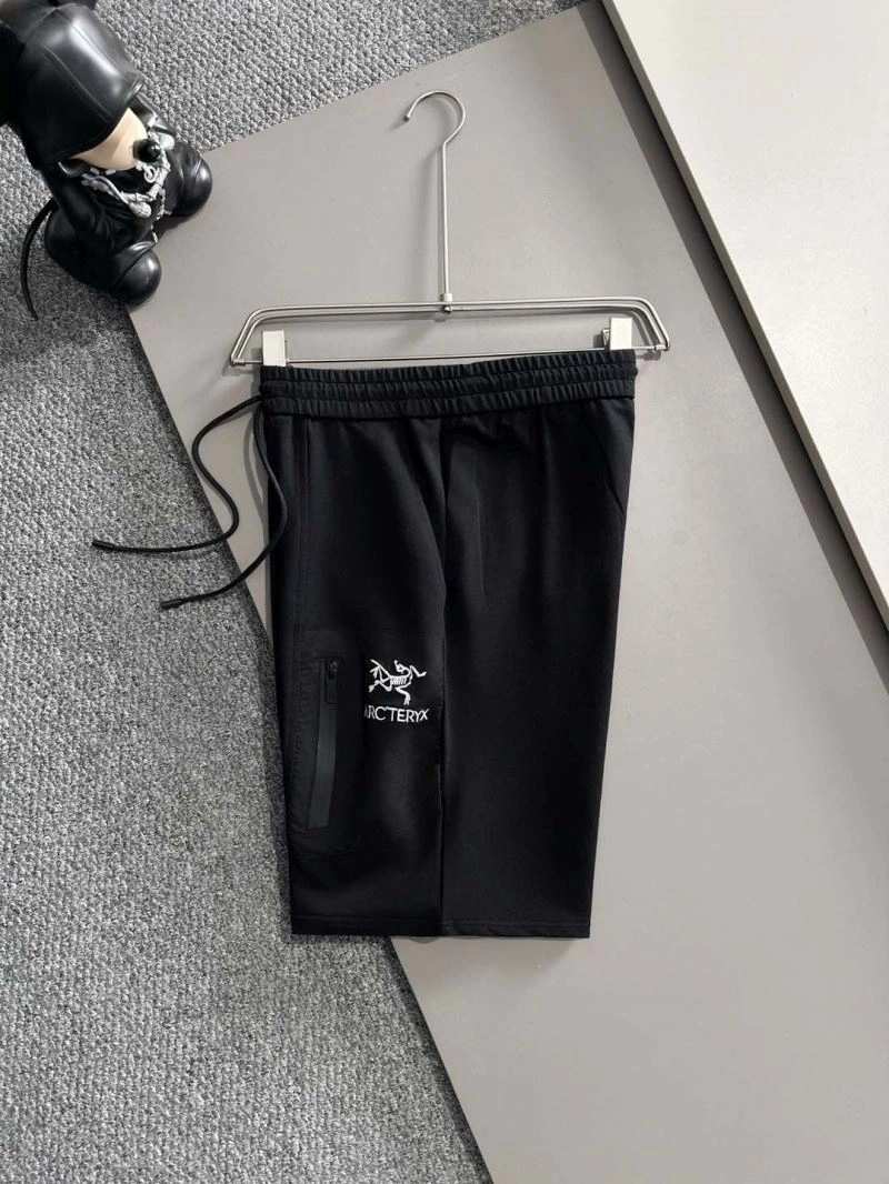 Brand-authenticated Arcteryx Short Pants