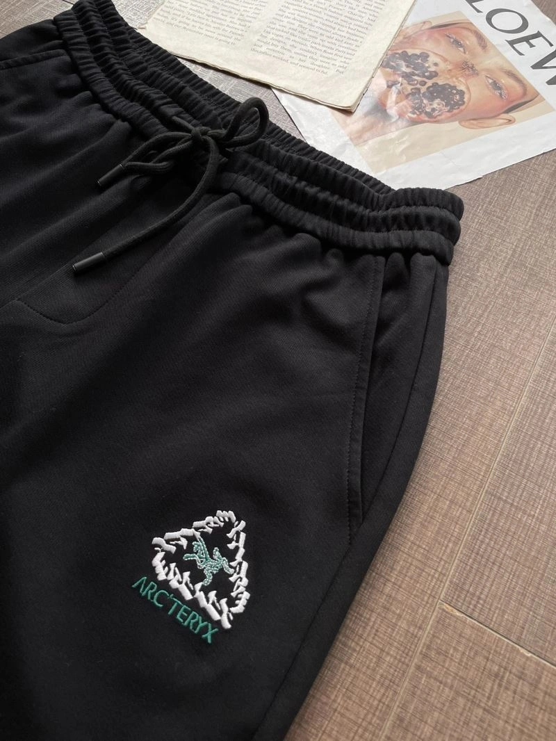 Brand-authenticated Arcteryx Short Pants