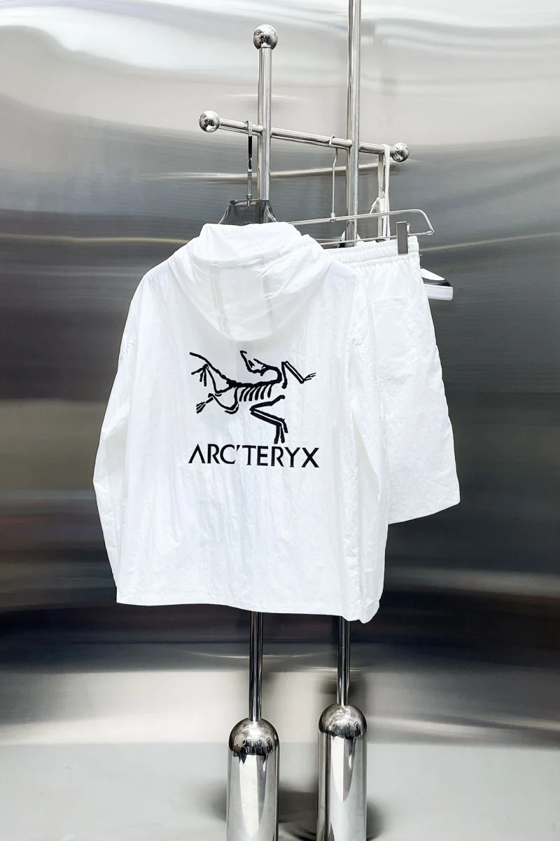 Reasonably priced Arcteryx Short Suits