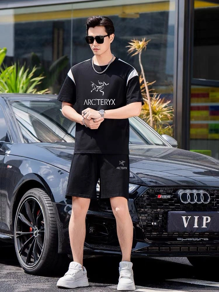 Brand-original Arcteryx Short Suits