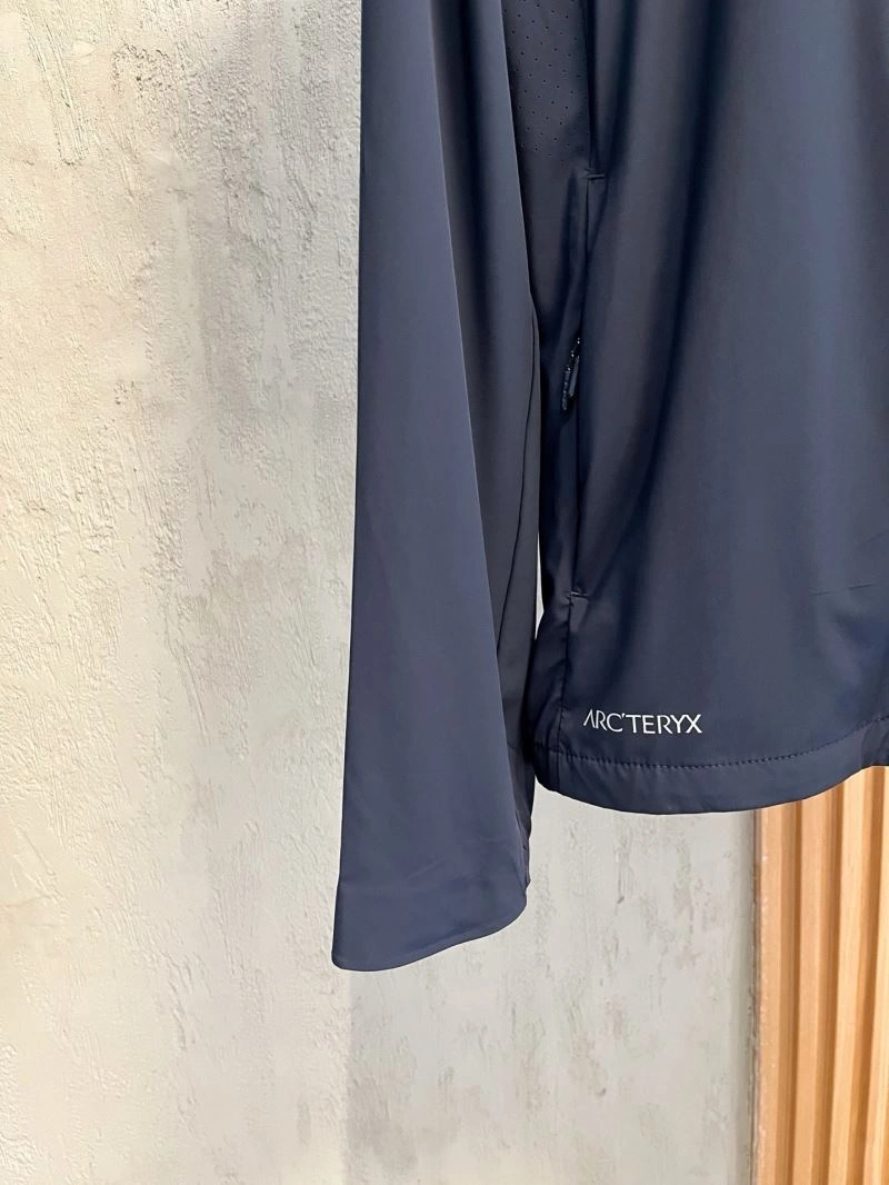 Top mirror Arcteryx Sunscreen Jacket