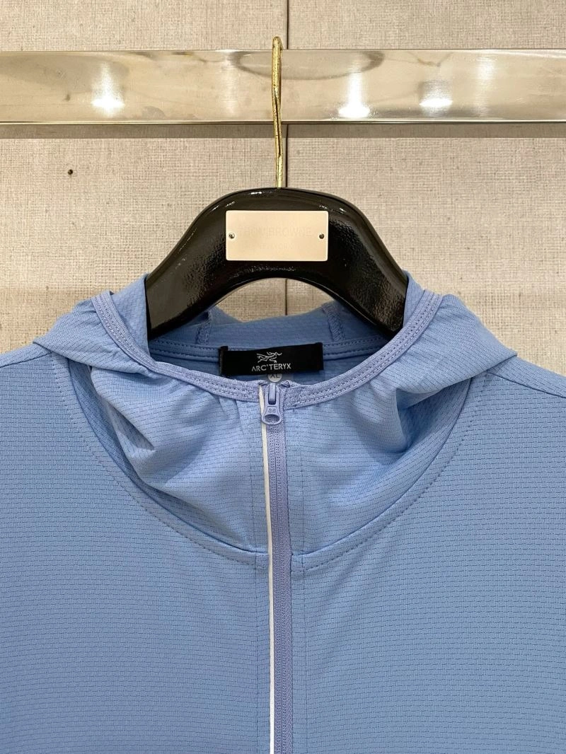 Indistinguishable Arcteryx Sunscreen Jacket