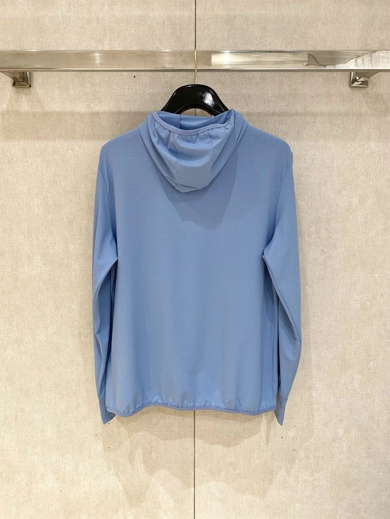 Indistinguishable Arcteryx Sunscreen Jacket