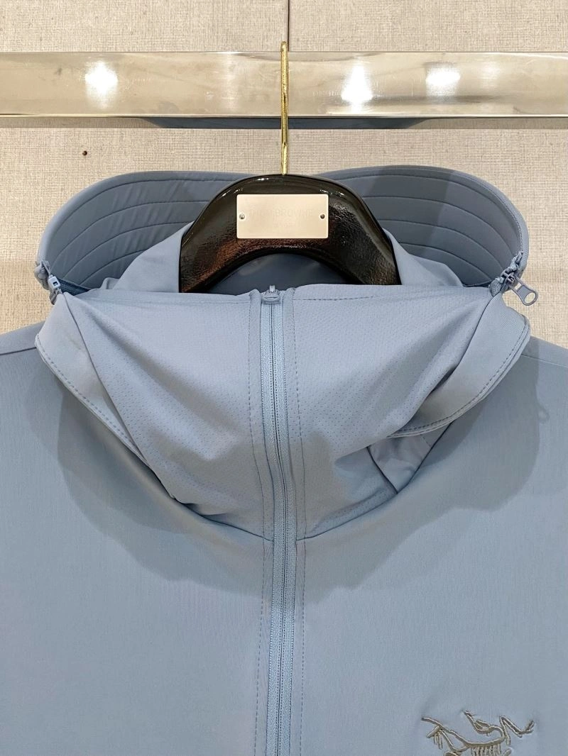 Legit Arcteryx Sunscreen Jacket